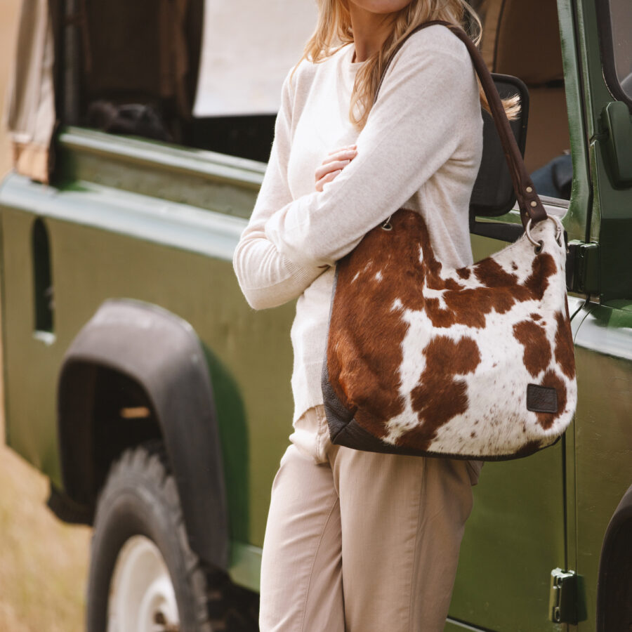 Stylish and Handcrafted Cowhide Handbags for Women | Zulucow